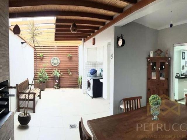 Casa com 3 dormitórios à venda, 150 m² por R$ 1.050.000,00 Parque Rural Fazenda Santa Cândida Ca