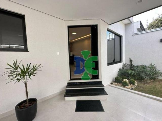 Casa com 3 dormitórios à venda, 150 m² por R$ 1.100.000,00 Villa Branca Jacareí/SP