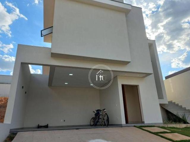 Casa com 3 dormitórios à venda, 150 m² por R$ 1.200.000 Condomínio Central Parque Salto/SP