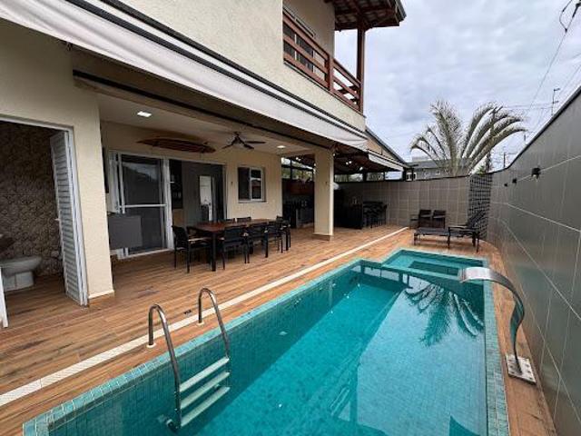 Casa com 3 dormitórios à venda, 150 m² por R$ 2.900.000,00 Praia de Juquehy São Sebastião/SP