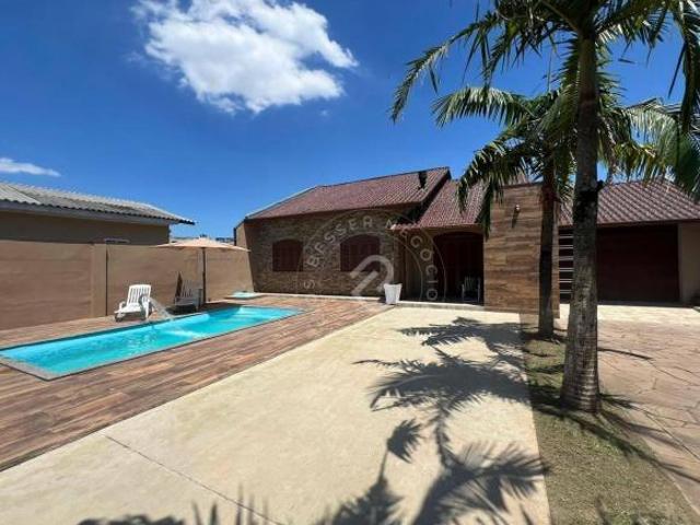 Casa com 3 dormitórios à venda, 150 m² por R$ 530.000 Novo Esteio Esteio/RS