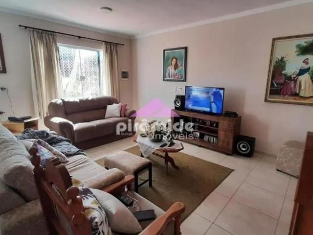 Casa com 3 dormitórios à venda, 150 m² por R$ 600.000,00 Jardim Santa Júlia São José dos Campos/