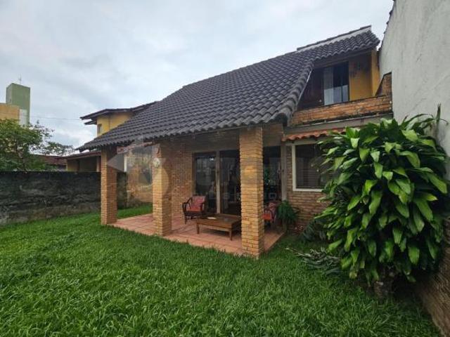 Casa com 3 dormitórios à venda, 150 m² por R$ 600.000,00 Massaguaçu Caraguatatuba/SP