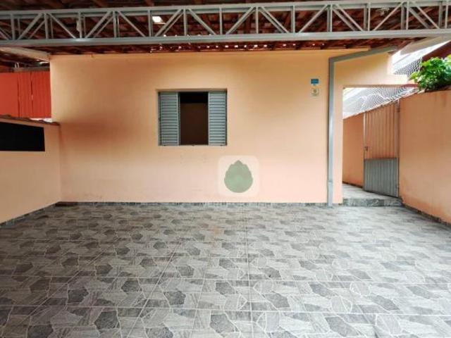 Casa com 3 dormitórios à venda, 150 m² por R$ 600.000 Jardim Santa Terezinha São Bento do Sapuca