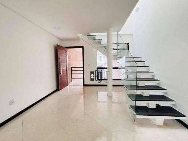 Casa com 3 dormitórios à venda, 150 m² por R$ 630.000,00 Aeroporto Juiz de Fora/MG