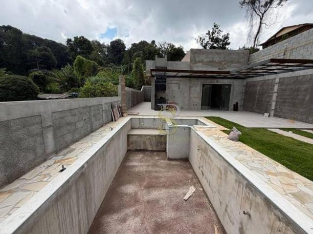 Casa com 3 dormitórios à venda, 150 m² por R$ 650.000,00 Terra Preta Mairiporã/SP