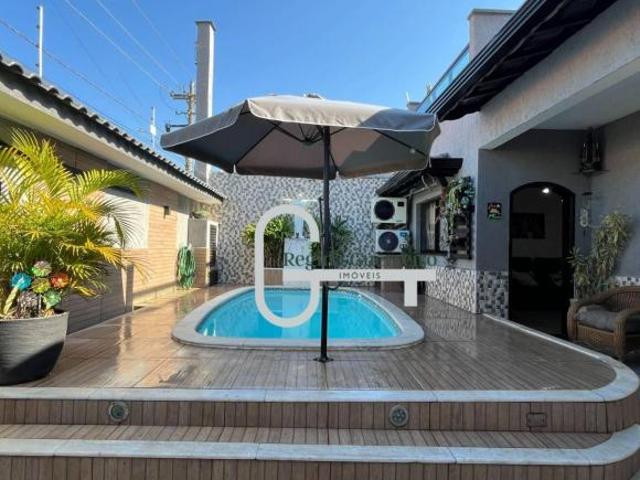 Casa com 3 dormitórios à venda, 150 m² por R$ 675.000,00 Jardim Marcia I Peruíbe/SP