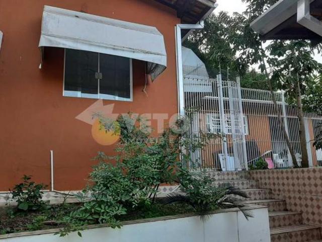 Casa com 3 dormitórios à venda, 150 m² por R$ 930.000,00 Cigarras São Sebastião/SP