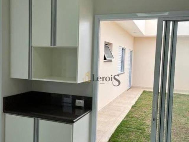 Casa com 3 dormitórios à venda, 150 m² por R$ 950.000,00 Condomínio Portal Ville Flamboyant Port