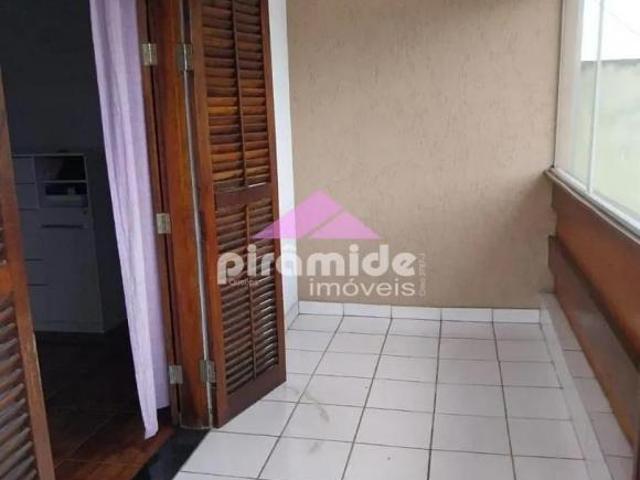 Casa com 3 dormitórios à venda, 151 m² por R$ 375.000,00 Jardim São Vicente São José dos Campos/