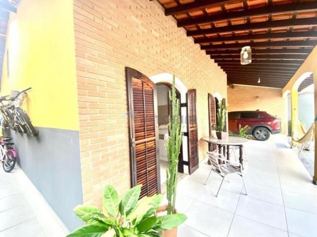 Casa com 3 dormitórios à venda, 151 m² por R$ 800.000,00 Pontal de Santa Marina Caraguatatuba/SP