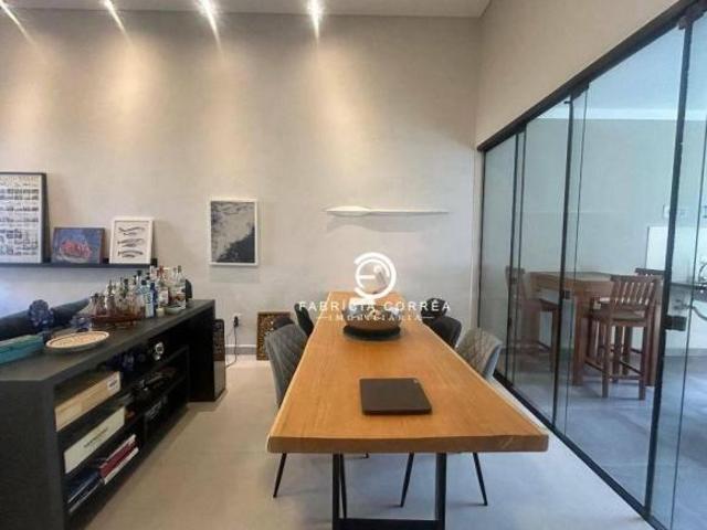 Casa com 3 dormitórios à venda, 151 m² por R$ 890.000,00 Jardim de Alah Taubaté/SP