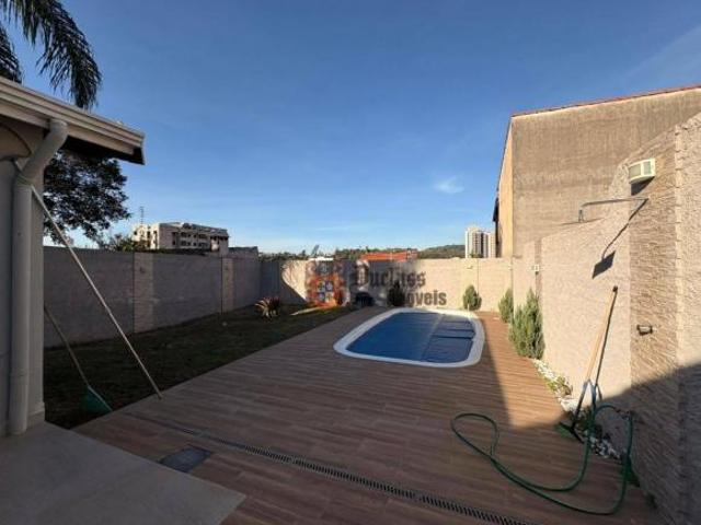 Casa com 3 dormitórios à venda, 151 m² por R$ 955.000,00 Vila Thais Atibaia/SP