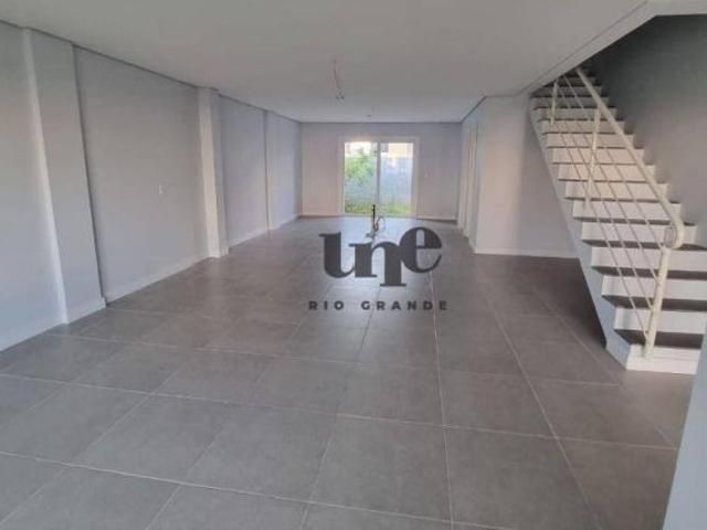 Casa com 3 dormitórios à venda, 152 m² por R$ 855.159,79 Bolaxa Rio Grande/RS