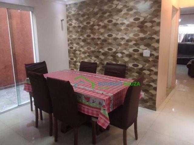 Casa com 3 dormitórios à venda, 153 m² por R$ 680.000 Aceita financiamento Centro de Carapicuíba