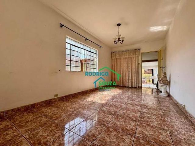Casa com 3 dormitórios à venda, 164 m² por R$ 690.000,00 Centro Carapicuíba/SP
