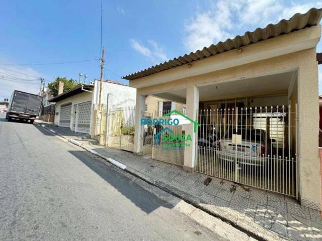 Casa com 3 dormitórios à venda, 164 m² por R$ 690.000,00 Centro Carapicuíba/SP