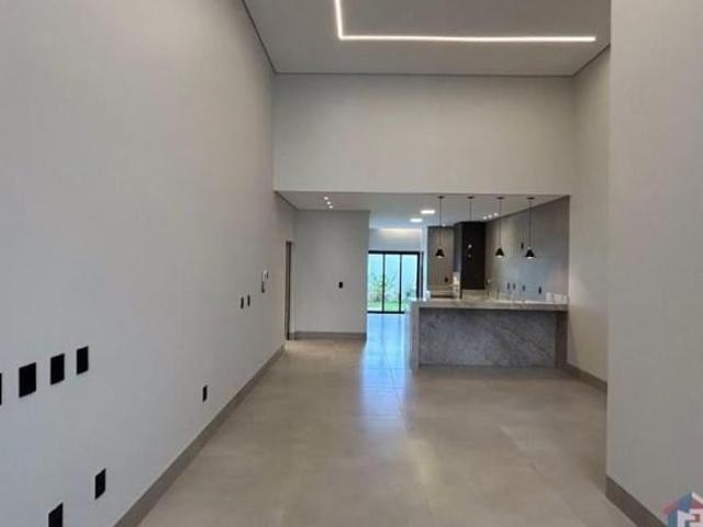 Casa com 3 dormitórios à venda, 164 m² por R$ 730.000,00 Afonso Queiroz Patos de Minas/MG