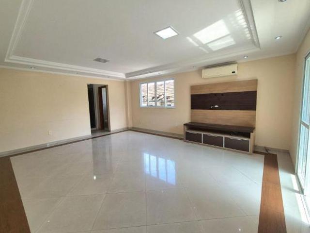 Casa com 3 dormitórios à venda, 165 m² por R$ 1.060.000,00 Campo Grande Santos/SP