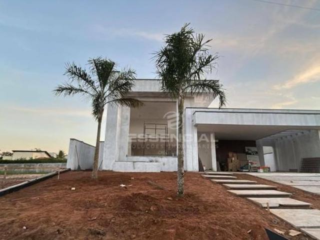 Casa com 3 dormitórios à venda, 165 m² por R$ 1.100.000,00 Condomínio Ninho Verde II Pardinho/SP