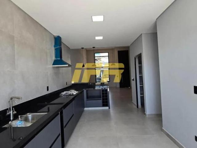 Casa com 3 dormitórios à venda, 165 m² por R$ 1.100.000,00 Pérola do Vale Tremembé/SP