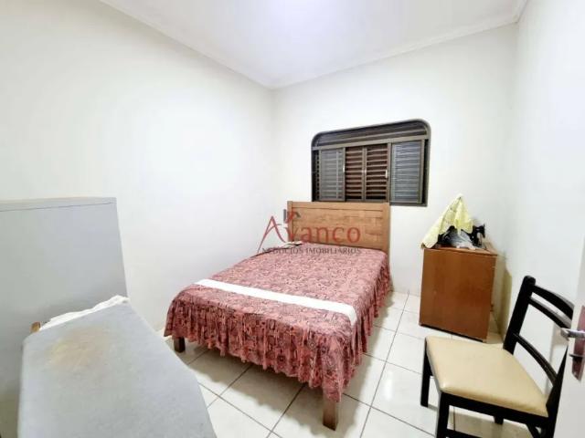 Casa com 3 dormitórios à venda, 165 m² por R$ 437.000,00 Jardim Nazareth São José do Rio Preto/S
