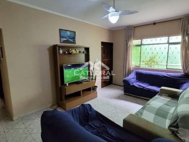 Casa com 3 dormitórios à venda, 165 m² por R$ 710.000,00 Vila Liberdade Jundiaí/SP
