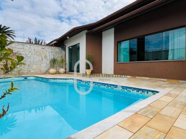 Casa com 3 dormitórios à venda, 165 m² por R$ 750.000,00 Estância São José Peruíbe/SP