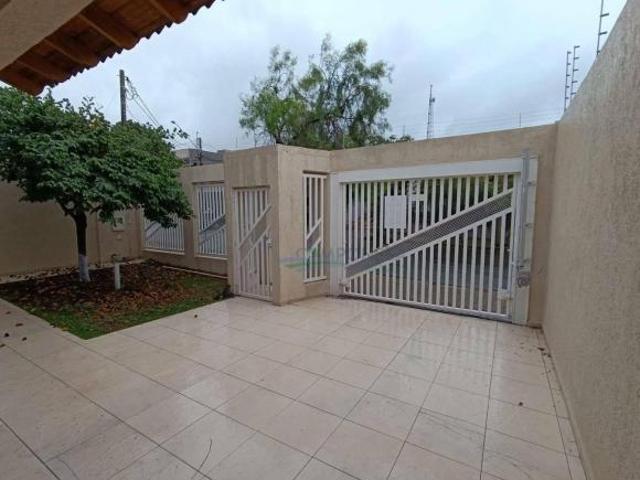 Casa com 3 dormitórios à venda, 166 m² por R$ 650.000,00 Jardim Pacaembu Londrina/PR