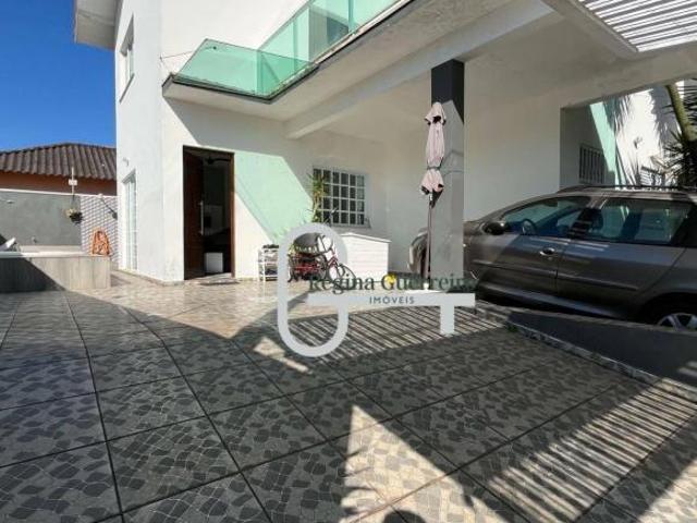 Casa com 3 dormitórios à venda, 167 m² por R$ 530.000,00 Centro Peruíbe/SP