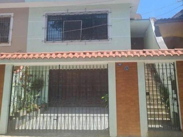 Casa com 3 quartos à venda, 167 m² por R$ 650.000 Jardim Flor da Montanha Guarulhos/SP