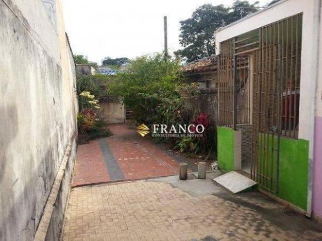 Casa com 3 dormitórios à venda, 168 m² Chácara Doutor Hipólito Taubaté/SP