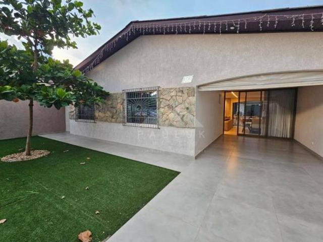 Casa com 3 dormitórios à venda, 168 m² por R$ 880.000,00 Jardim Lindóia Foz do Iguaçu/PR