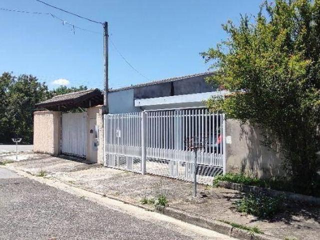 Casa com 3 dormitórios à venda, 160 m² Campos Elíseos Taubaté/SP