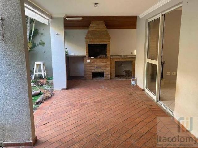 Casa com 3 dormitórios à venda, 160 m² por R$ 1.650.000 Tamboré Santana de Parnaíba/SP