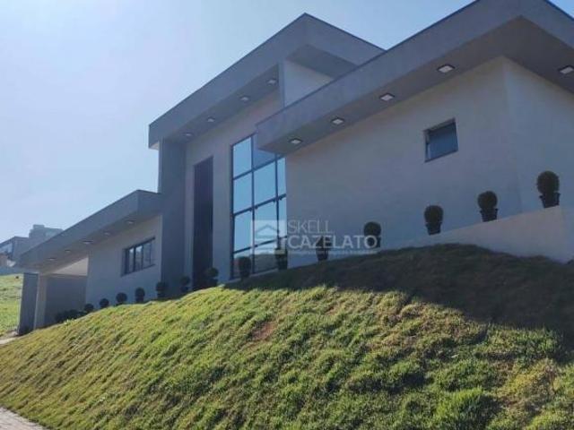 Casa em Condomínio Fechado com 3 dormitórios, sendo 1 suíte à venda, 160 m² por R$ 1.750.000 Quint
