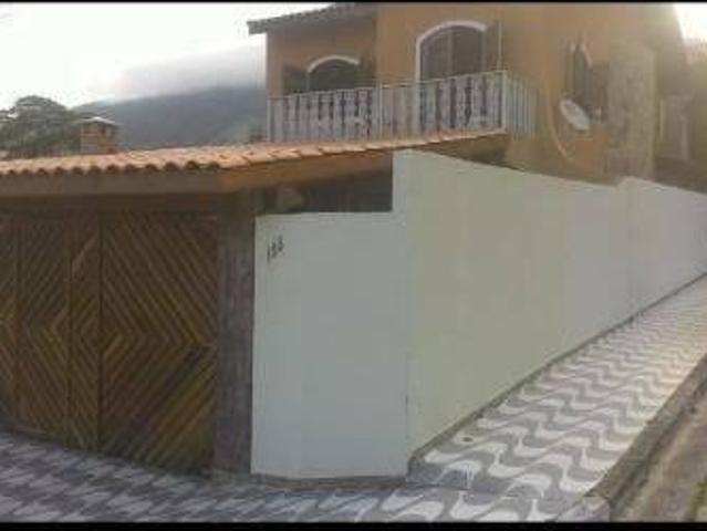 Casa com 3 dormitórios à venda, 160 m² por R$ 620.000,00 São Francisco São Sebastião/SP
