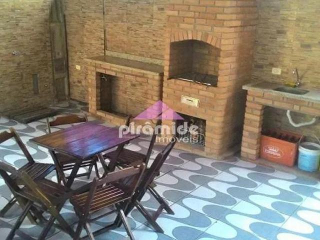 Casa com 3 dormitórios à venda, 160 m² por R$ 650.000,00 São Francisco São Sebastião/SP
