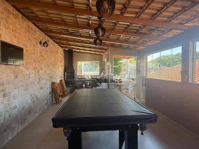 Casa com 3 dormitórios à venda, 160 m² por R$ 745.000 Recanto da Mata Juiz de Fora/MG
