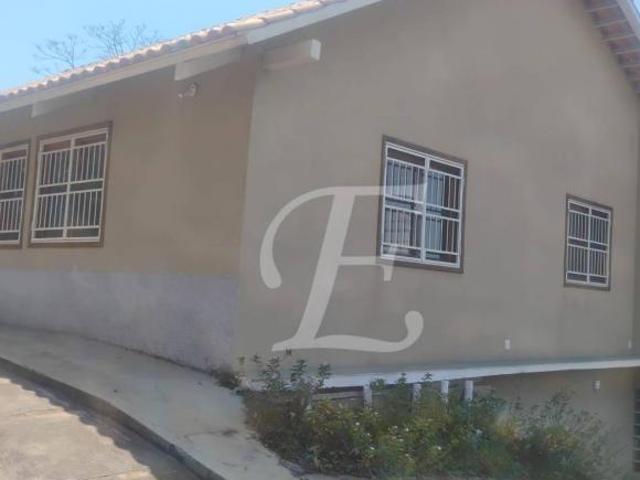 Casa com 3 dormitórios à venda, 160 m² por R$ 780.000,00 Olho D&apos Água Mairiporã/SP