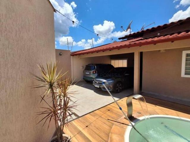 Casa com 3 dormitórios à venda, 160 m² por R$ 810.000,00 Conjunto Café Londrina/PR