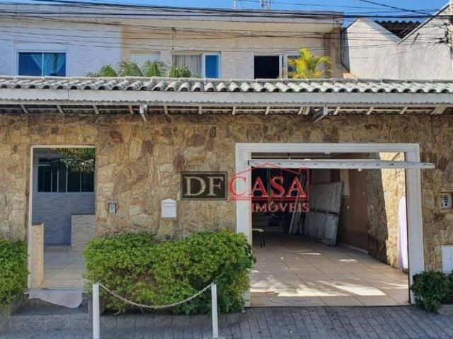 Casa com 3 dormitórios à venda, 160 m² por R$ 885.000,00 Vila Ré São Paulo/SP