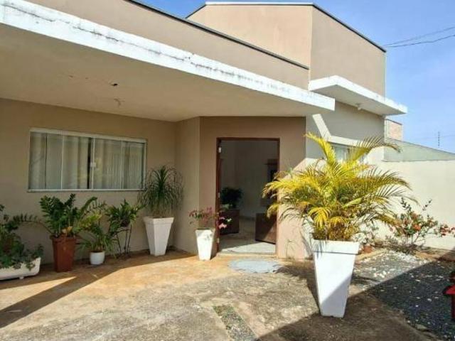 Casa com 3 dormitórios à venda, 161 m² por R$ 570.000,00 Residencial Humberto Martelli Porto Fel