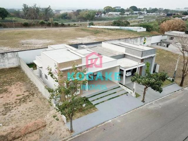 Casa com 3 dormitórios à venda, 161 m² por R$ 975.000,00 Condomínio Terras do Vale Caçapava/SP