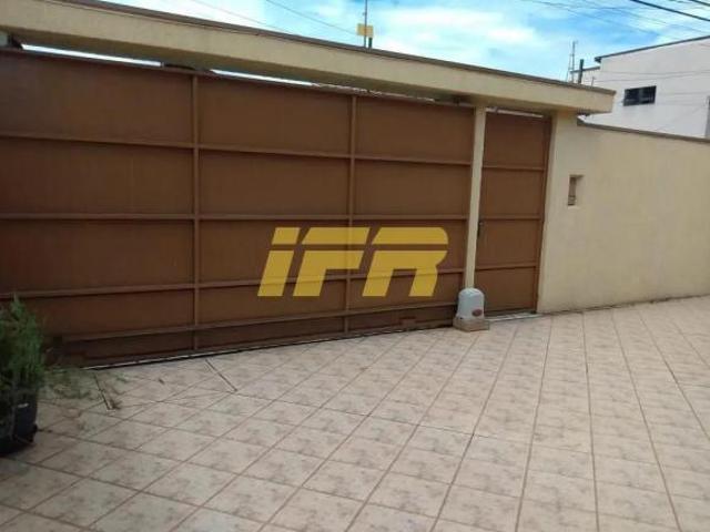Casa com 3 dormitórios à venda, 176 m² por R$ 550.000,00 Jardim Gurilândia Taubaté/SP