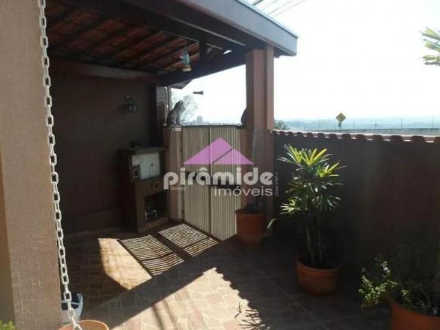 Casa com 3 dormitórios à venda, 176 m² por R$ 975.000 Vila Industrial São José dos Campos/SP