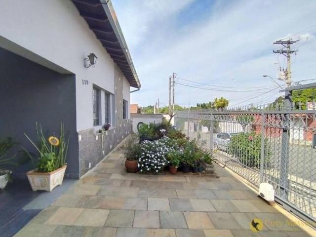 Casa com 3 dormitórios à venda, 177 m² por R$ 680.000,00 Vila Cleto Itu/SP