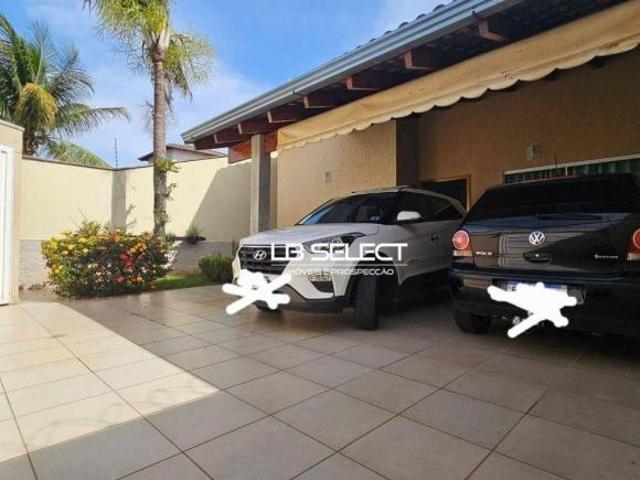Casa com 3 dormitórios à venda, 178 m² por R$ 680.000,00 Jardim Patrícia Uberlândia/MG