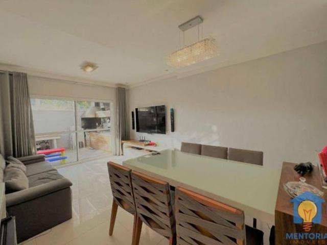 Casa com 3 dormitórios à venda, 178 m² por R$ 805.000,00 Granja Viana Cotia/SP