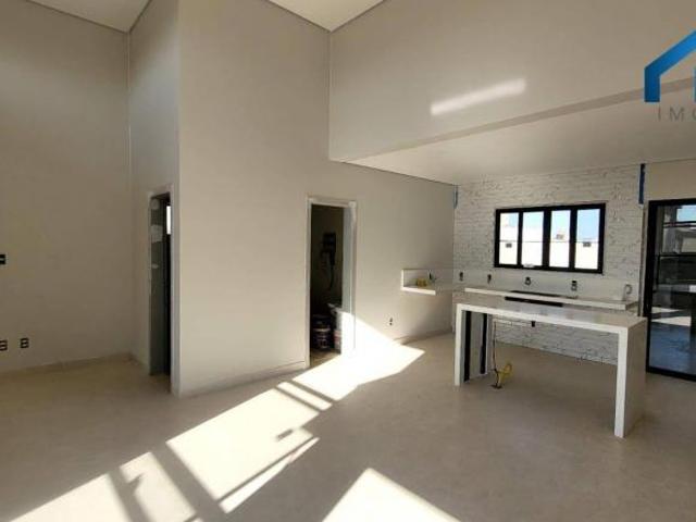 Casa com 3 dormitórios à venda, 179 m² por R$ 1.250.000,00 Condomínio Reserva Central Parque Sal